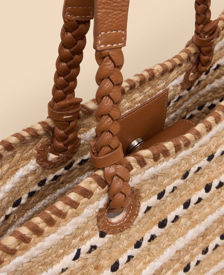 Landmark | Bags & Luggage – tagged "Female"